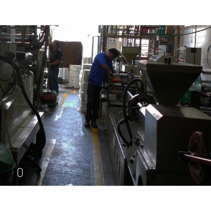 Plastik ürün üreticileri Inplásticos SAS, Medellin, foto