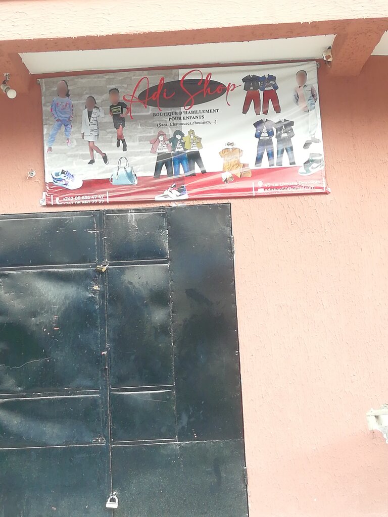 Giyim mağazası Ade Shop, Brazzaville, foto