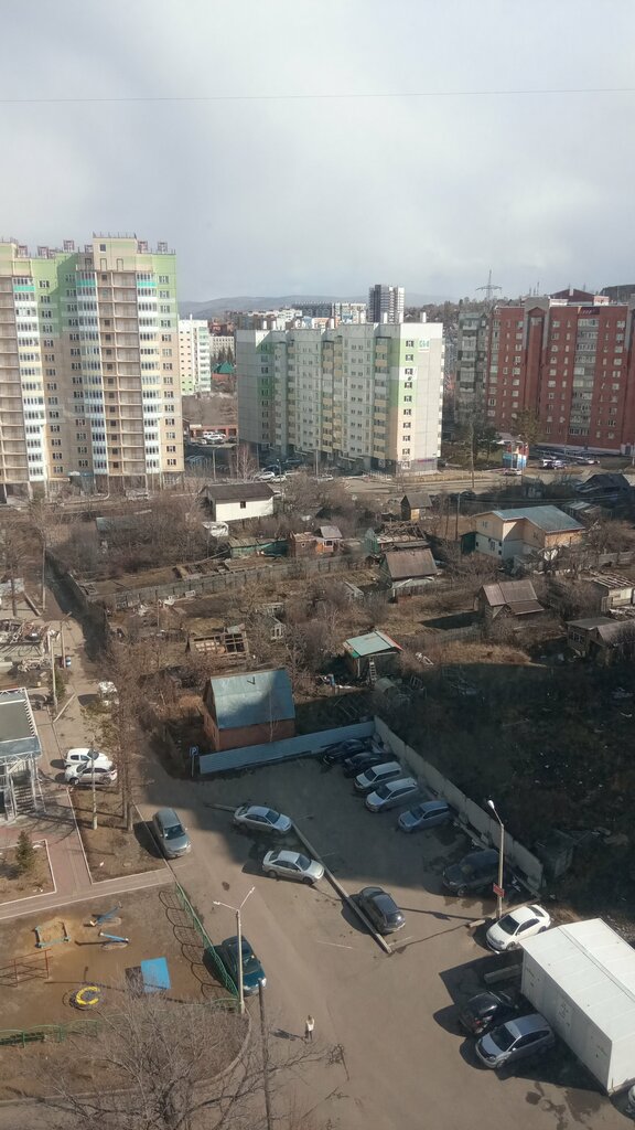 Konut blokları Курчатова, Krasnoyarsk, foto
