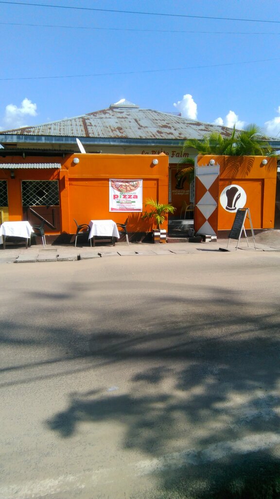 Pizzacılar La P'Tite Faim, Brazzaville, foto
