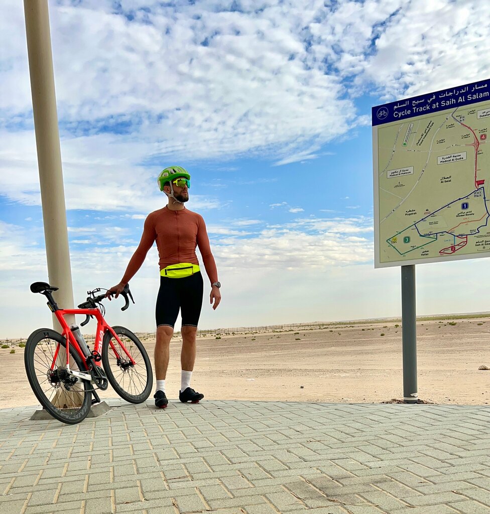 Motosiklet pisti Al Qudra Cycle Path, Dubai Emirliği, foto