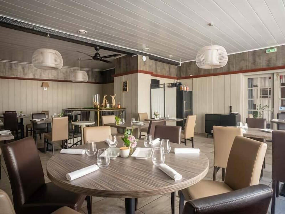 Otel Hotel Le Marais Restaurant Caillebotte, , foto