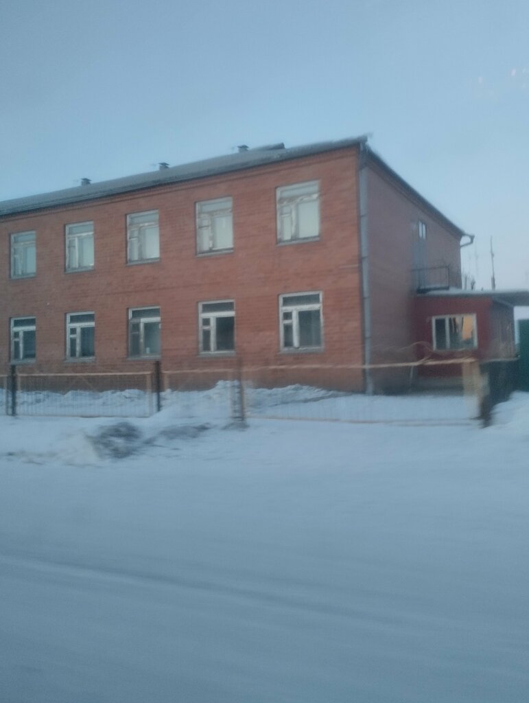 Poliklinikler Нукутская районная больница, поликлиника, İrkutskaya oblastı, foto
