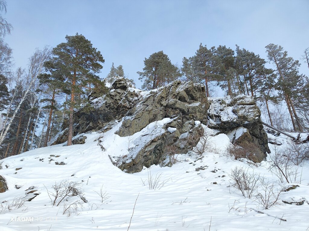 Dağ zirvesi Скала Столб, Sverdlovskaya oblastı, foto