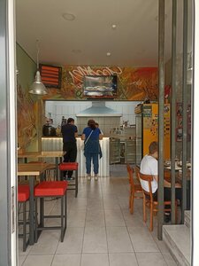 Rebro (Oktyabrskaya Street No:24, stanitsa Dakhovskaya), kafe  Adıge Cumhuriyeti'nden
