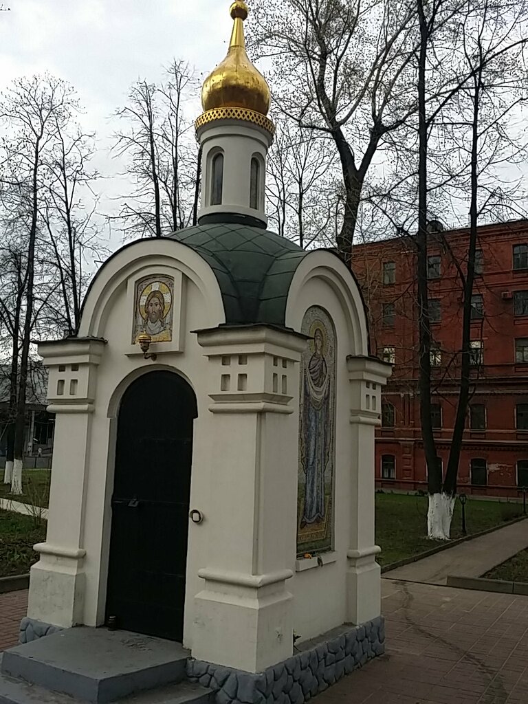 Şapel, haç anıtı Часовня иконы Божией Матери Неувядаемый цвет в Красном селе, Moskova, foto