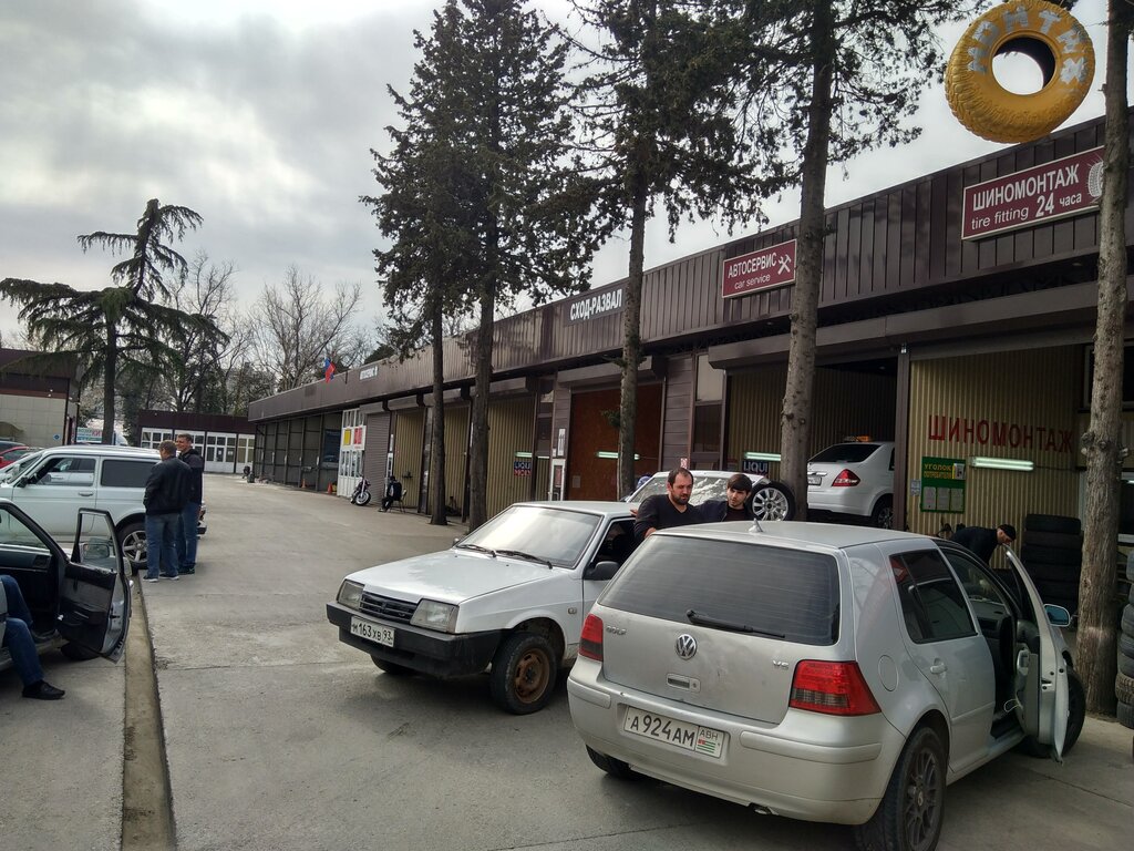 Oto lastik tamiri Zolotoye koltso, Krasnodarski krayı, foto