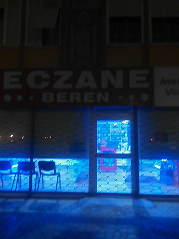 Eczaneler Beren Eczanesi, Antalya, foto