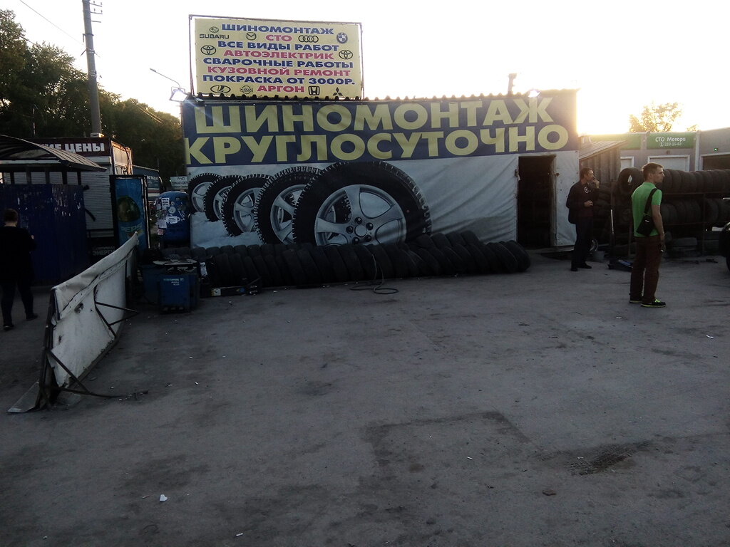 Oto lastik tamiri Shinomontazh, Novosibirsk, foto