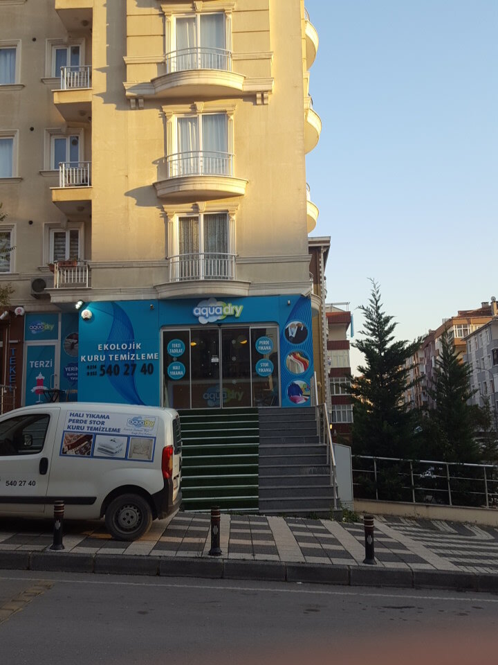 Kuru temizlemeciler AquaDry, İstanbul, foto