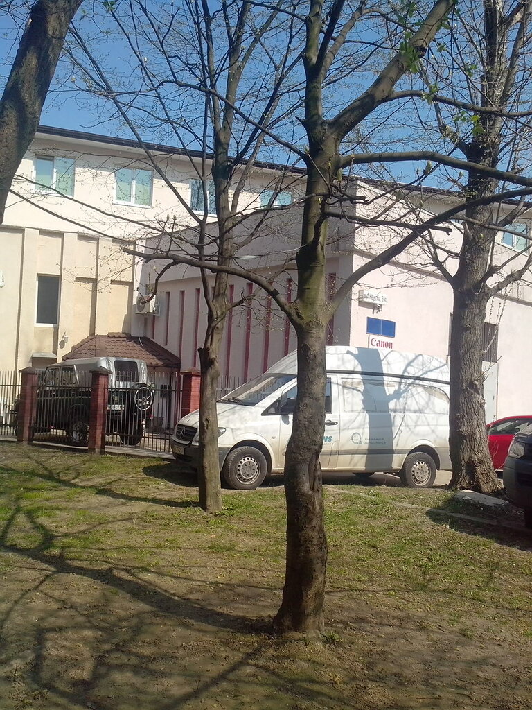 i̇skele, liman, gemicilik firmaları Natsionalnoye klassifikatsionnoye obshchestvo Registr sudokhodstva Ukrainy, Lviv, foto