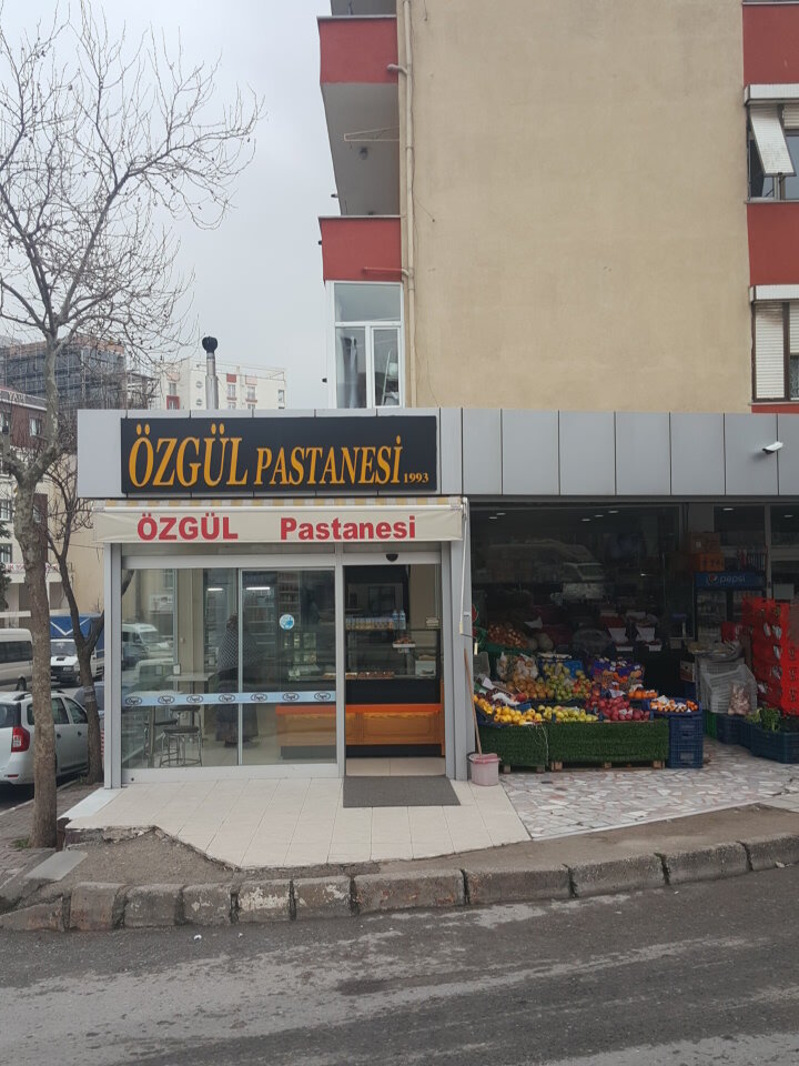 Pasta, şekerleme ve tatlı Özgül Pastanesi, İstanbul, foto