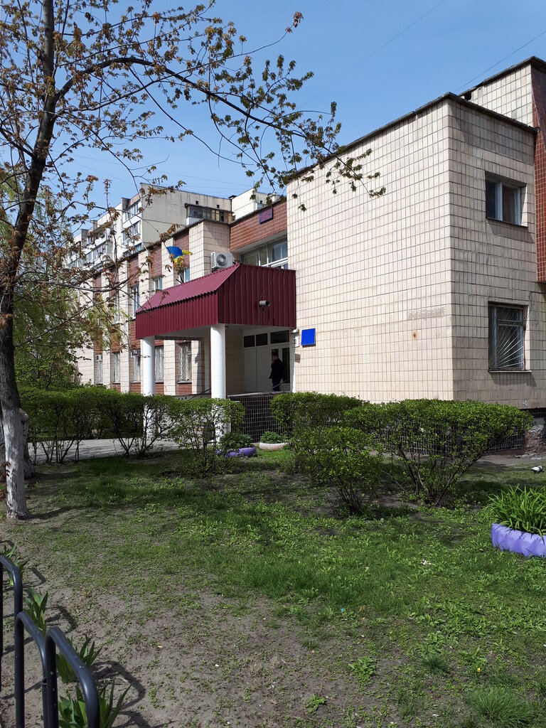 Sivil toplum kuruluşları Sovet veteranov 11 mikrorayona Obolonskogo rayona, Kiev, foto