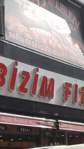 Bizim Fırın (İstanbul, Sultangazi, 50. Yıl Mah., B Cad., 22-24A), pasta, şekerleme ve tatlı  İstanbul'dan