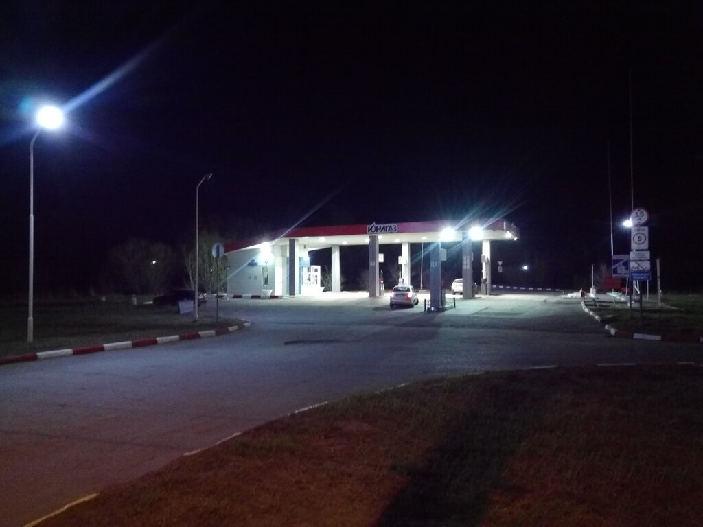 Benzin istasyonu Юнигаз, Omsk, foto