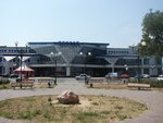 Zheleznodorozhny vokzal Razdelnaya (Pryvokzalna vulytsia No:1), tren garları  Razdel'naya'dan