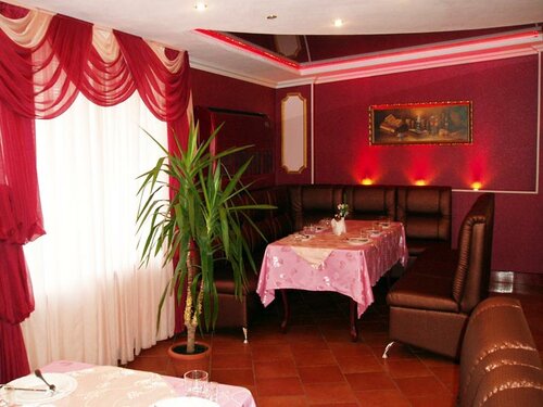 Kafe Kafe Versal ul. Tarashchanskaya 191b, Belaya Tserkov, foto