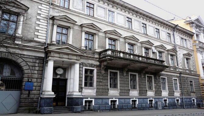 Meslek yüksekokulu Tekhnikum promyshlennoy avtomatiki Odesskoy Natsionalnoy akademii pishchevykh tekhnology, Odesa, foto