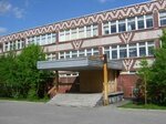 Srednyaya obshcheobrazovatelnaya shkola № 13 (Yakorniy Lane No:5), ortaokul  Murmansk'tan