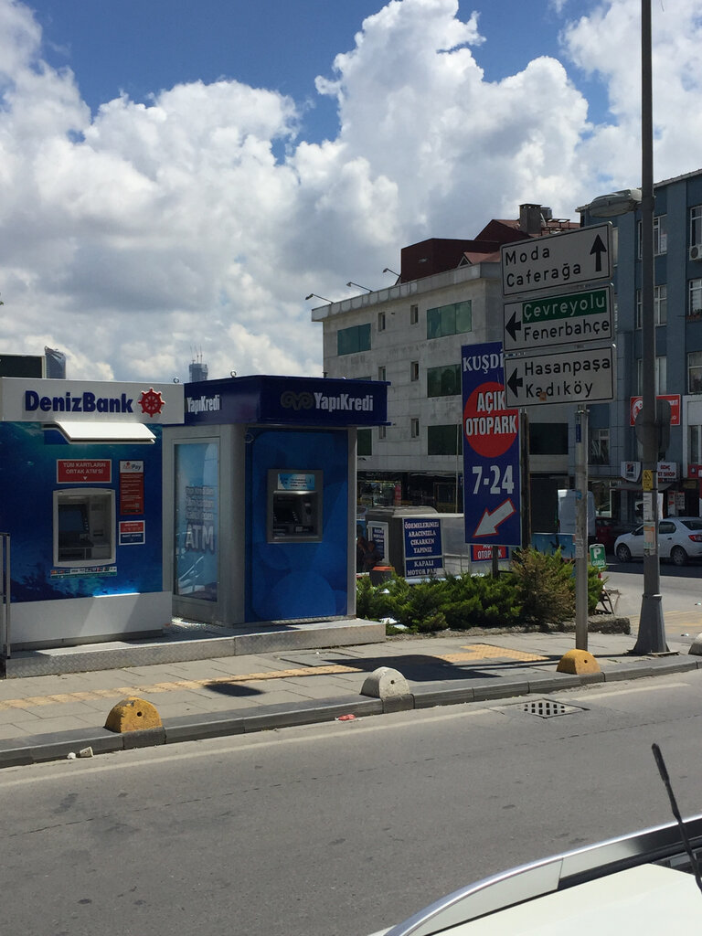Otoparklar Kuşdili Otoparkı, İstanbul, foto