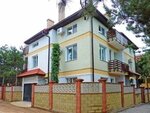 Villa Piligrim (Набережная улица No:7/35, село Песчаное), otel  Kırım Cumhuriyeti'nden