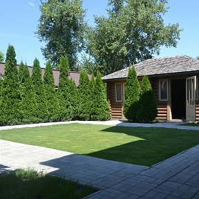 Gostinitsa Boyarsky dvor (Ukraine, Boyarka, Magistralnaya street 33/26), otel  Boyarka'dan