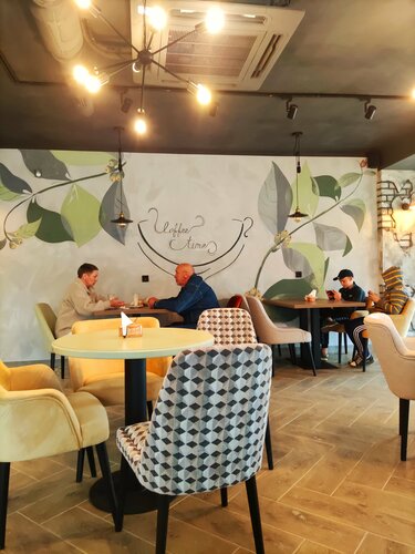 Kahve dükkanları CoffeIN, Kamenets, foto