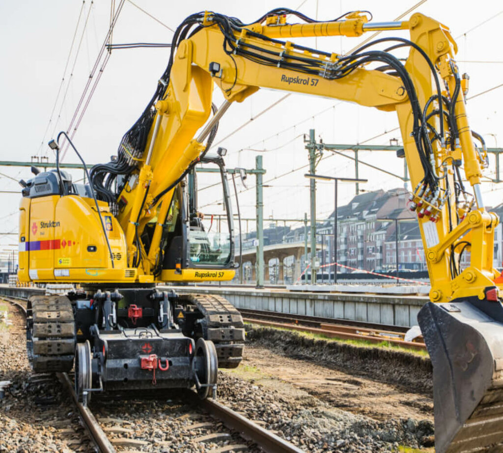 Özel üretim araç ve ekipmanları Pat Kruger Systems Middle East, Dubai, foto