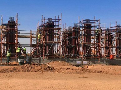 Yapı iskeleleri hizmetleri Acrow Gulf Scaffolds, Dubai, foto