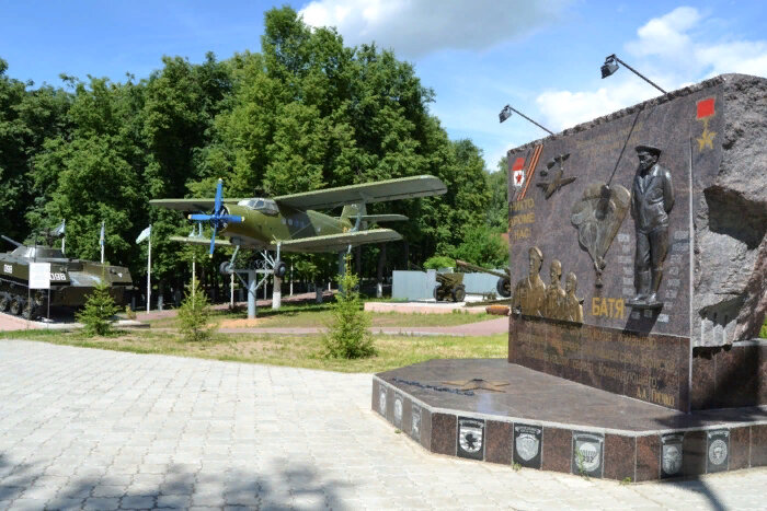 Anıt, heykel Огонь памяти, İvanovo, foto