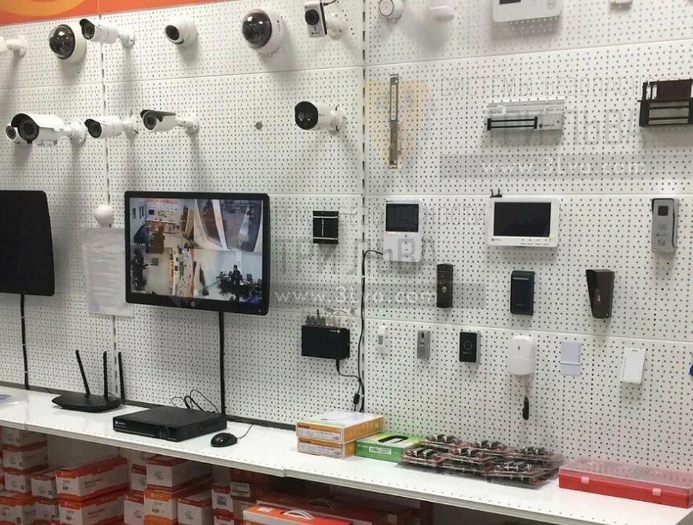 Güvenlik ve alarm sistemleri Tri lva, Perm, foto