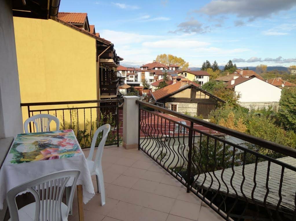 Otel Guest House Grachenovi, Baniçka (Bansko), foto