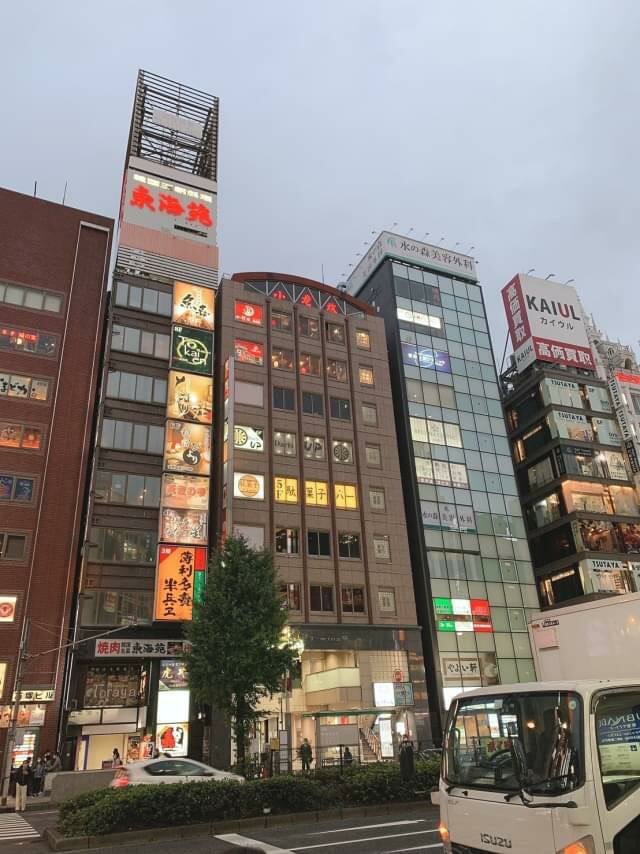 Bar Darts Up新宿靖国通り店, Tokyo, foto