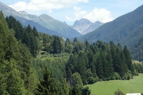 Otel Hotel Rätia, Graubunden, foto