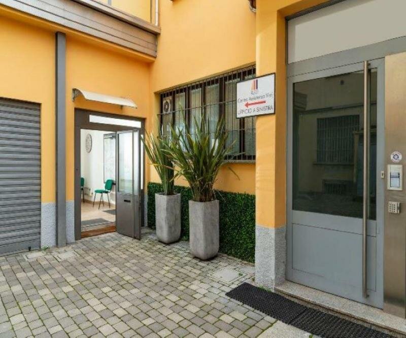 Dokümantasyon ve arşivleme C. A. V. Centro Assistenza Visti, Milano, foto