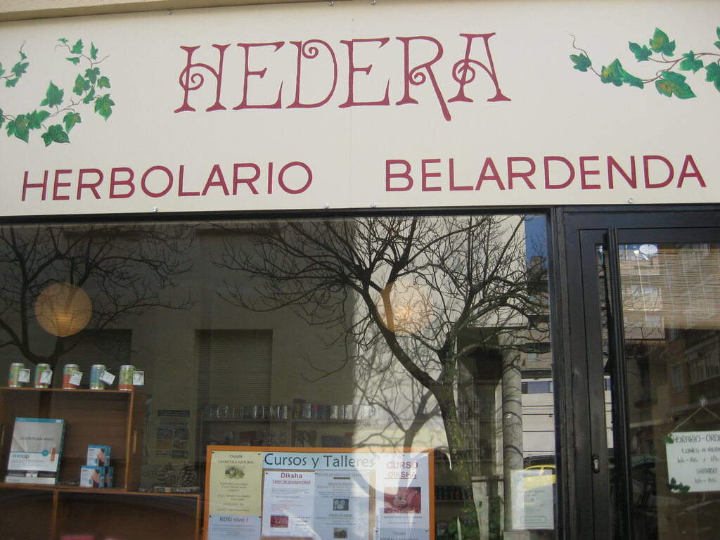 Alternatif tıp merkezleri Herbolario Hedera Belardenda, Navarra, foto
