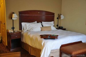Hampton Inn & Suites Alexandria (Minnesota, Douglas County), otel  Minnesota Eyaleti'nden