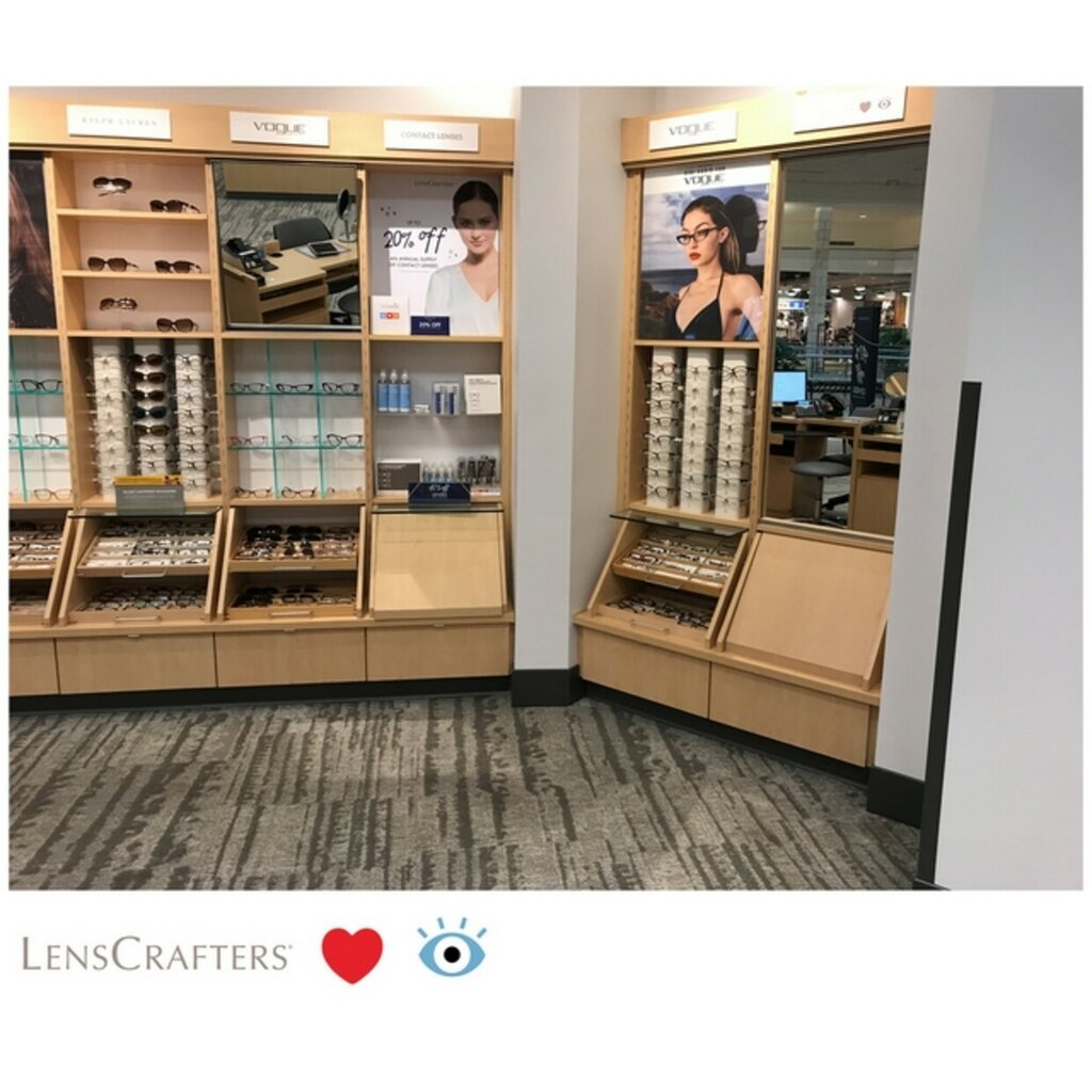 Giyim mağazası LensCrafters, Pennsylvania, foto