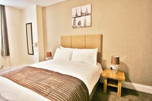 The New County Hotel (England, Gloucestershire County, Gloucester, 44 Southgate Street), otel  Gloucester'dan