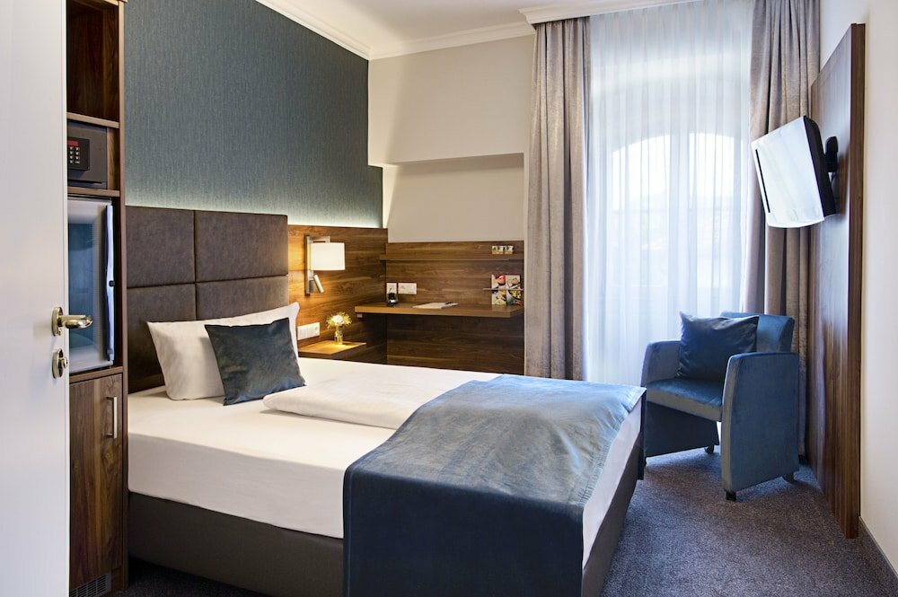Otel Hotel Schwarzer Bär, Jena, foto