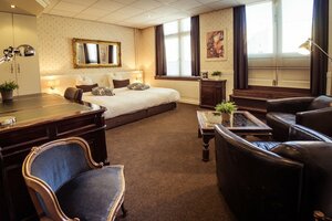 Queen Hotel (North Brabant, Eindhoven), otel  Eindhoven'den
