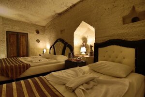 Kayatas Hotel (Nevşehir, Nevşehir Merkez, Göreme Beldesi, İsali-Gaferli-Avcılar Mah.), otel  Nevşehir'den