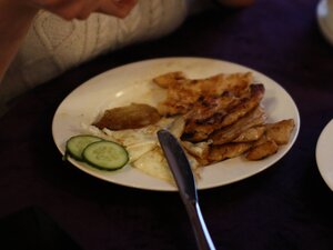 Граф Пусловский (Bresckaja voblasć, Ivacevicki District, Kvasievicki Rural Council, 14), restoran  Brestskaya oblastından