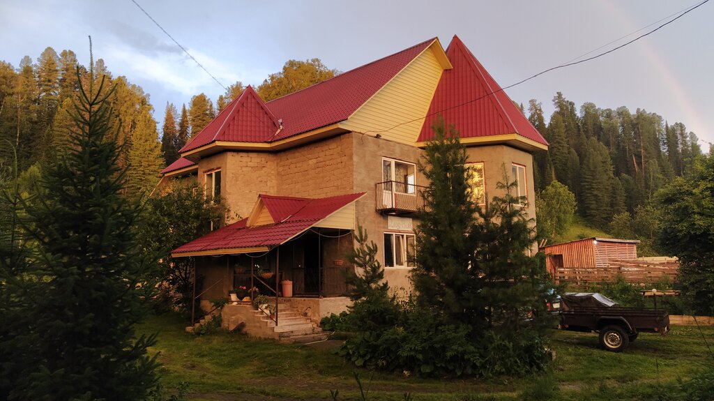 Tatil köyleri Usadba Lyud-Vik, Altay Cumhuriyeti, foto