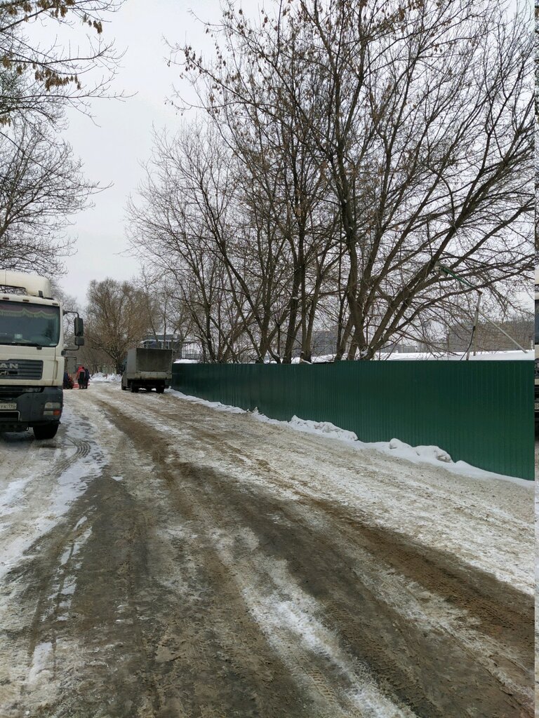 Garajlar Avtostoyanochny Kooperativ Rezonator, Moskova, foto