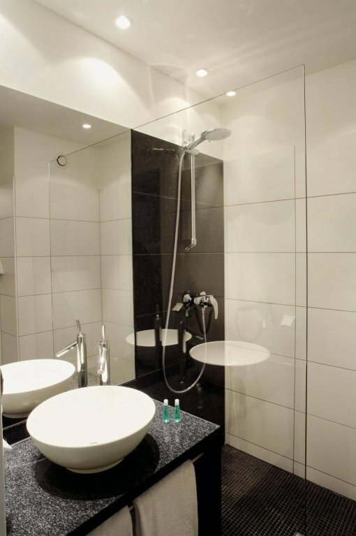 Otel Motel One Stuttgart-Feuerbach, Stuttgart, foto