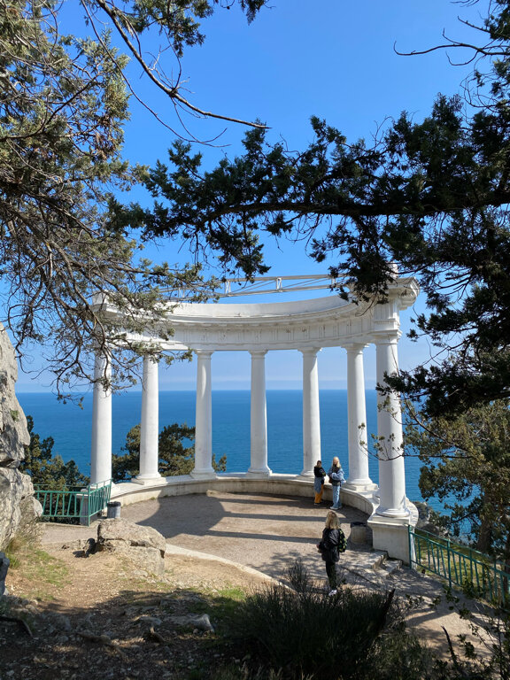 Turistik yerler Semi-rotunda on the Tsar's path, Kırım Cumhuriyeti, foto