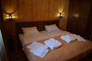 Green Hills (Bukovel, urochysche Staische 336), otel  Yaremcha'dan