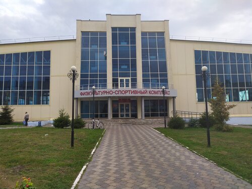 Çok amaçlı spor tesisleri Fizkulturno-sportivny kompleks, Alatyr, foto