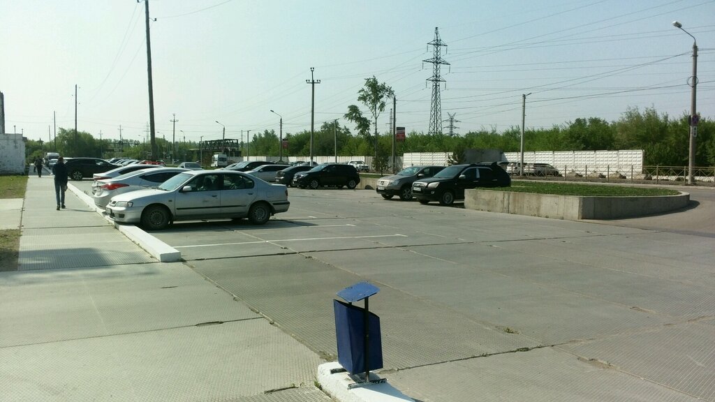 Otoparklar Parking lot, Omsk, foto